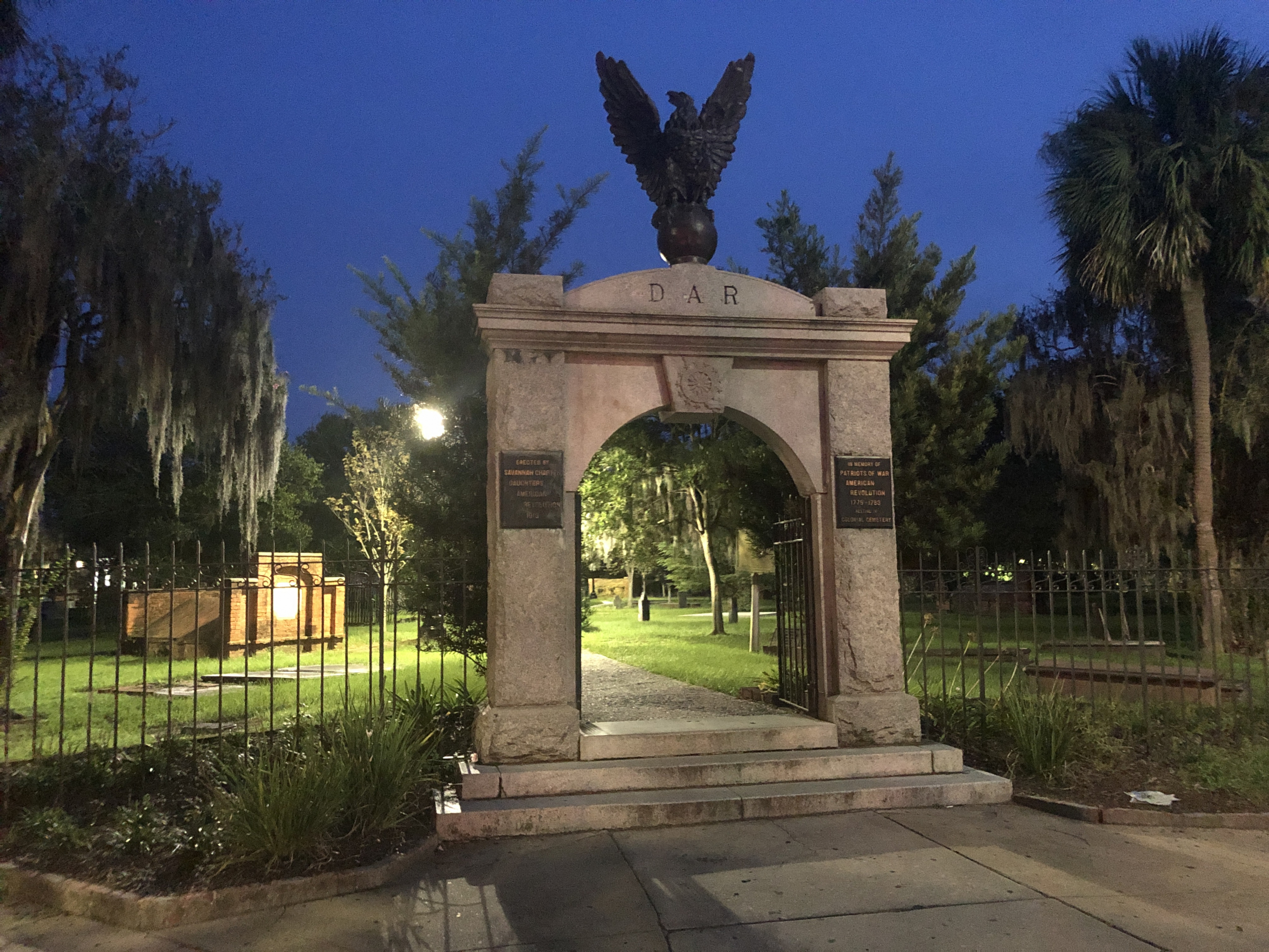 06 Colonial Park Cemetery - #1 Ghost Tour
